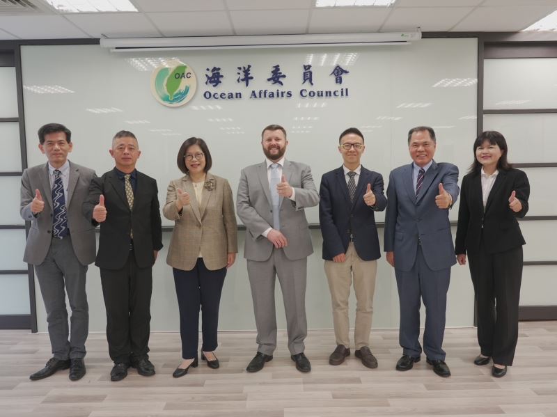 海洋委員會管碧玲主任委員會見美國華府智庫「戰略與國際研究中心」（CSIS）波林主任Director Gregory B. Poling，雙方就 ...